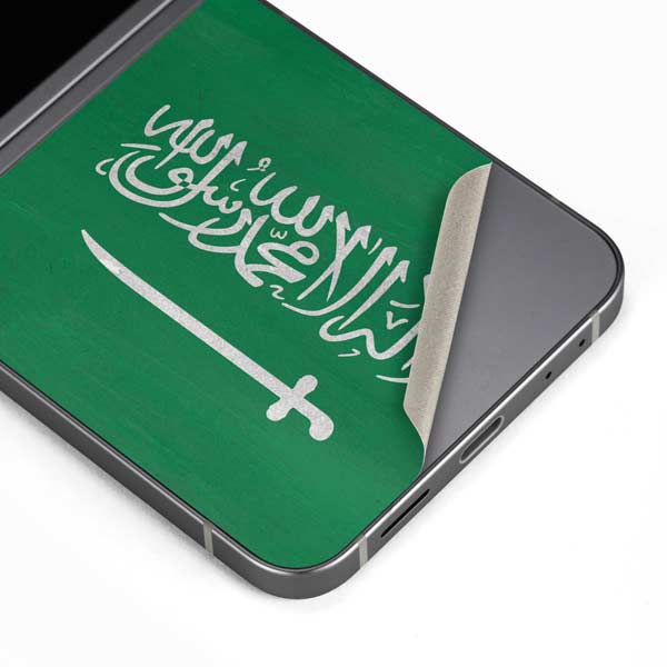 Saudi Arabia Flag Distressed Skin for Galaxy Z Flip6 | Skinit