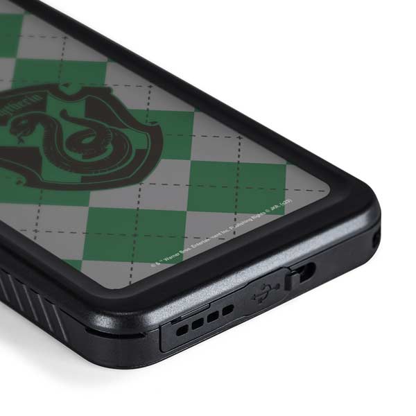 Wizarding World Harry Potter Slytherin Crest Galaxy S24 Case ...