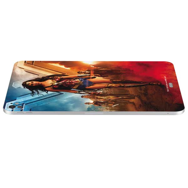DC Comics Wonder Woman Main characters Poster iPad Pro 13in M4 (2024 ...
