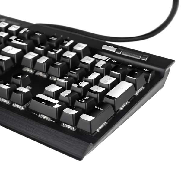 Black and White Checkered Skin – Skinit