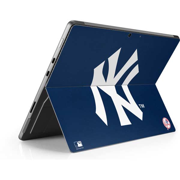 New York Yankees - Solid Distressed Surface Pro 9 Skin | Skinit
