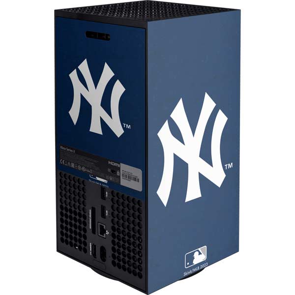 New York Yankees - Solid Distressed Microsoft Xbox Skin | MLB – Skinit